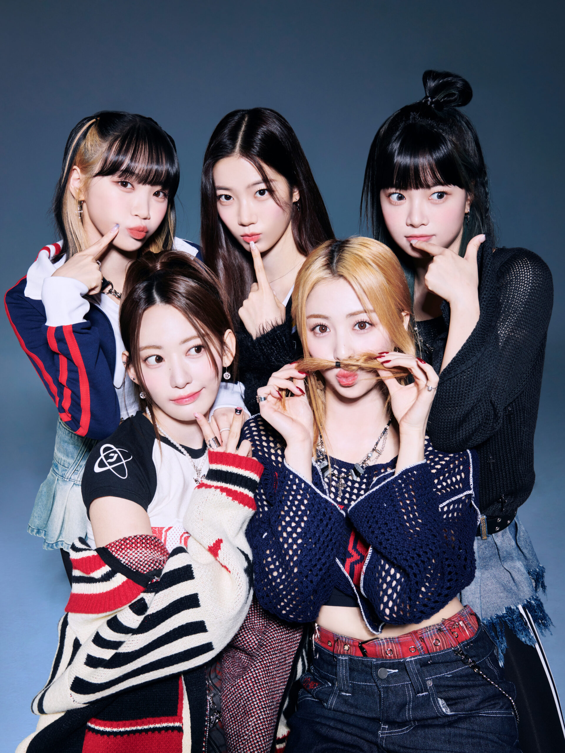 Le Sserafim – Biography