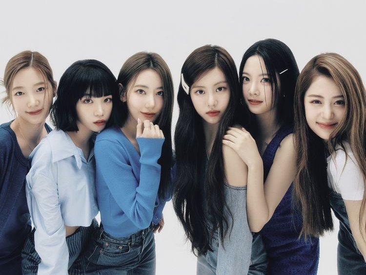 Le Sserafim – Biography